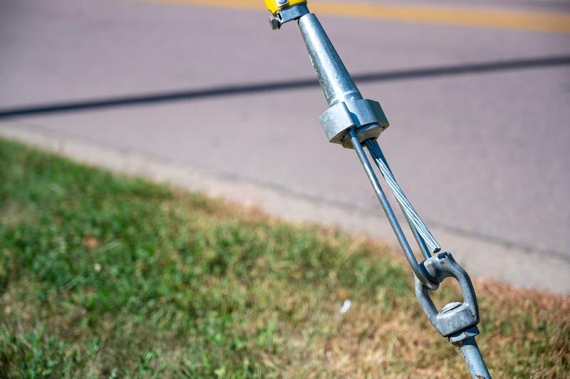 Elevating Utility Infrastructure: The Role of Automatic Guy Wire Deadends - TENGTOP